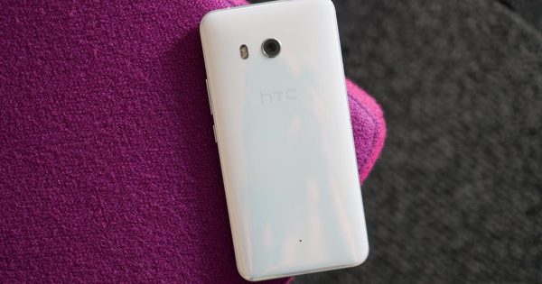DEAL: Save $50 and Buy the HTC U11 for $599 With Coupon Code