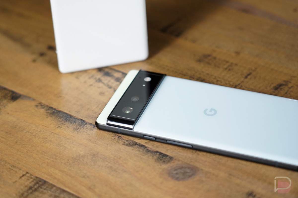Google Shocks Pixel 6, Pixel 7, Fold Owners With 2 Years of Bonus Updates