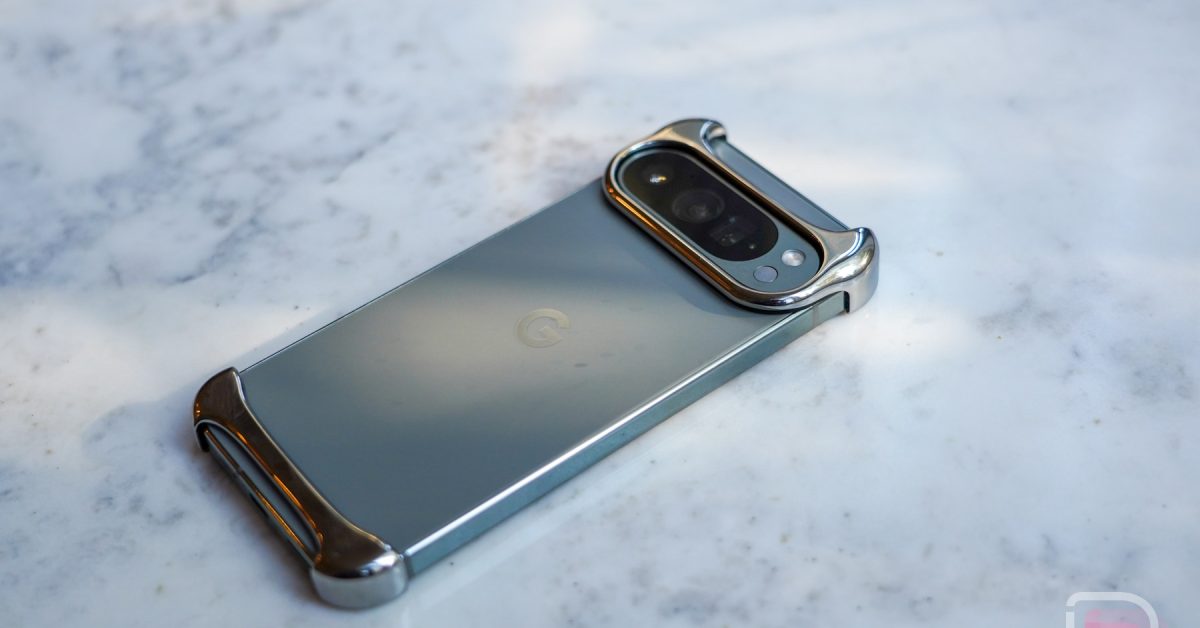 This Arc Pulse Pixel 9 Pro Case is Amazing